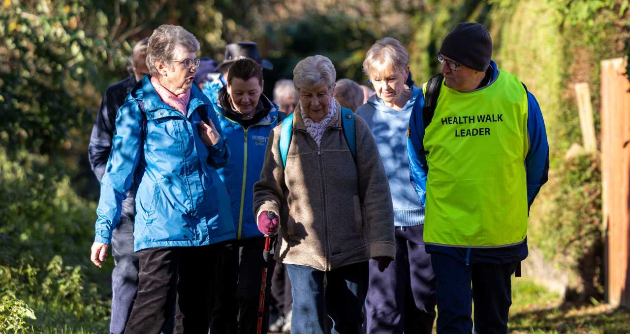 Dementia Friendly Health Walks | Paths for All Dementia Friendly Health Walks | Paths for All